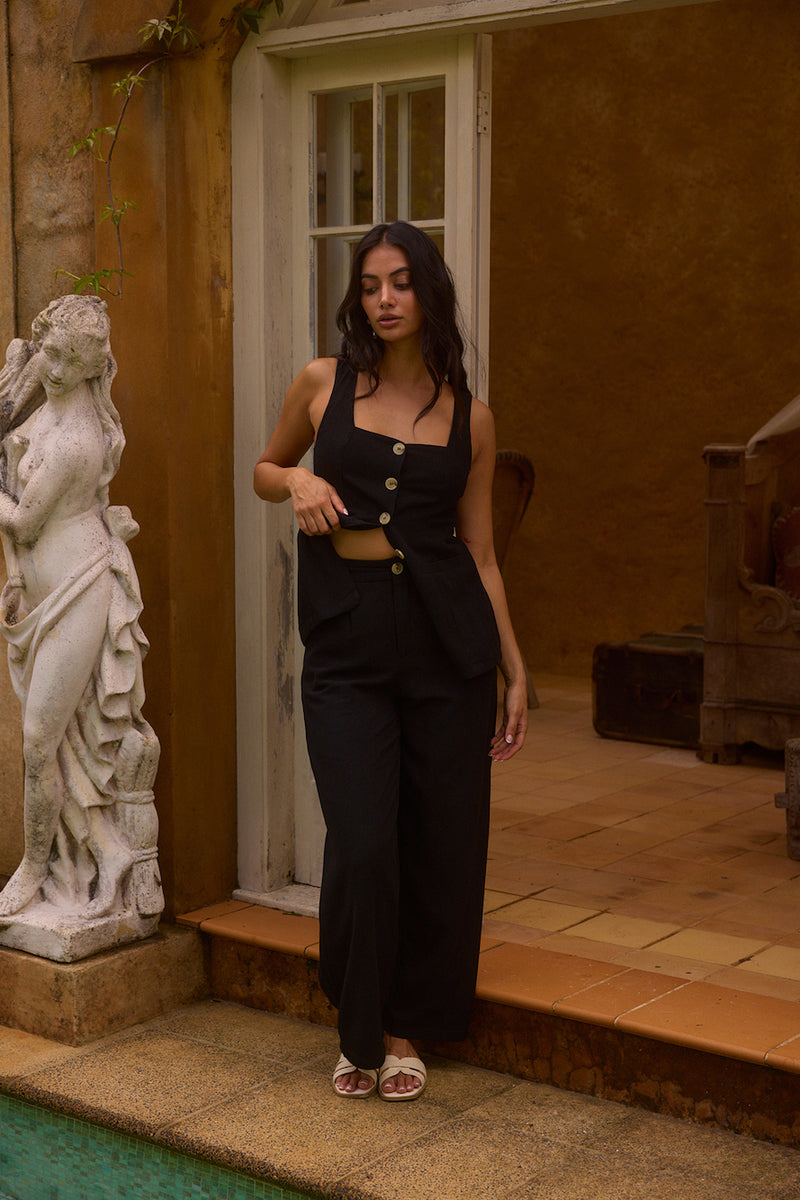 Shell Island Top Black | Fortunate One