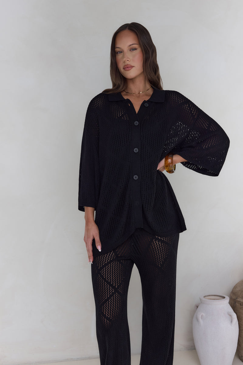 Coral Sands Top Black | Fortunate One