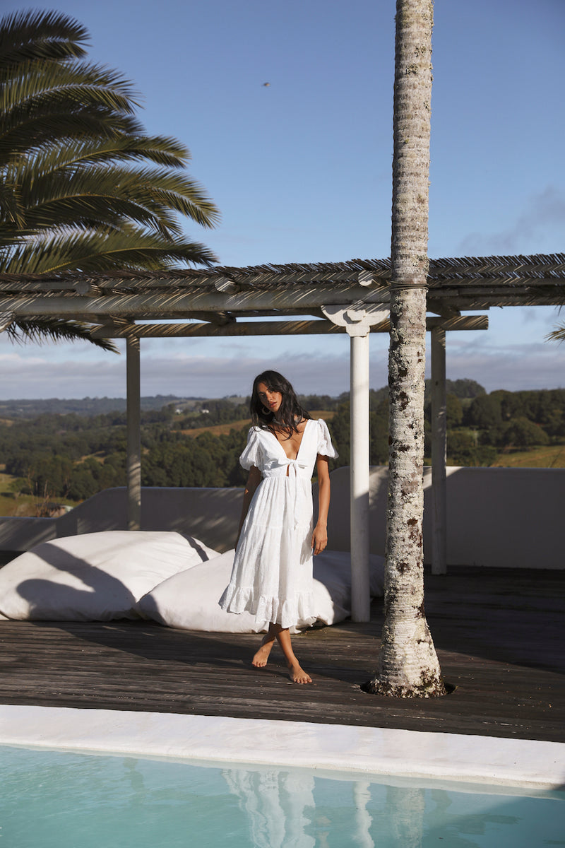 Dollette Maxi Dress White | Fortunate One