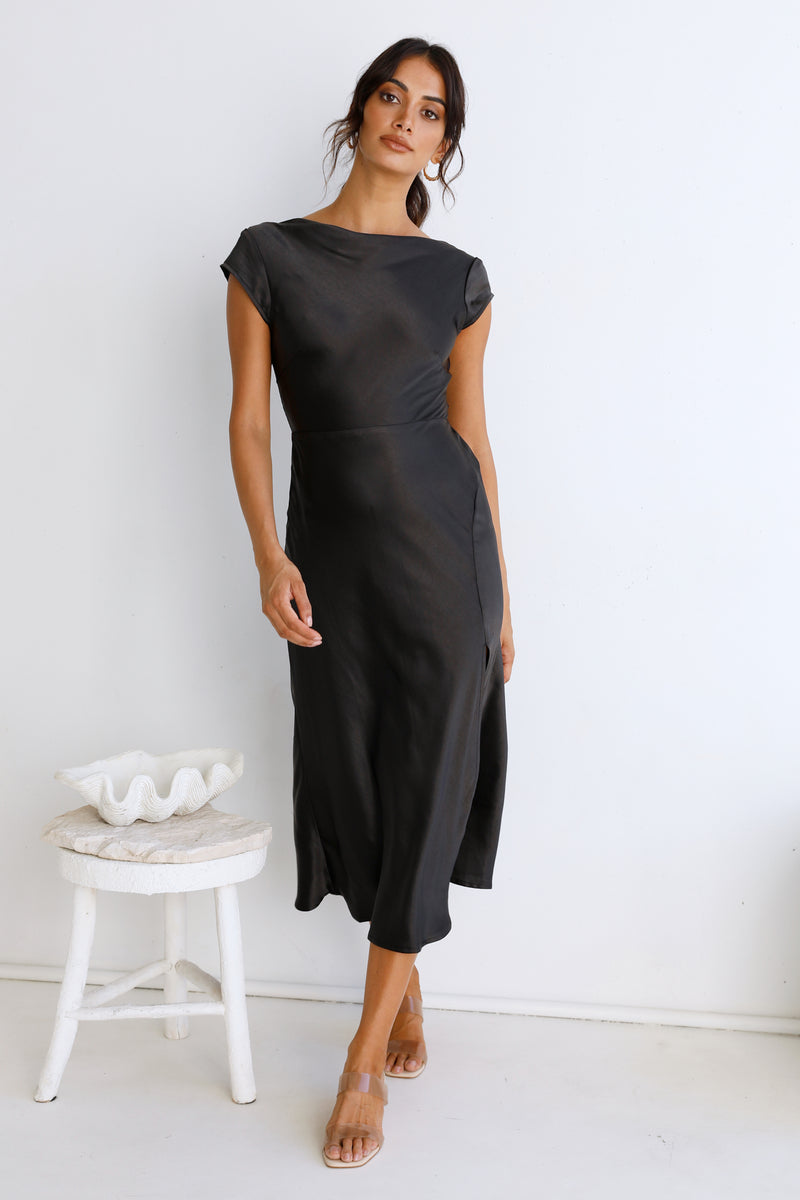 One Last Song Maxi Dress Black | Fortunate One